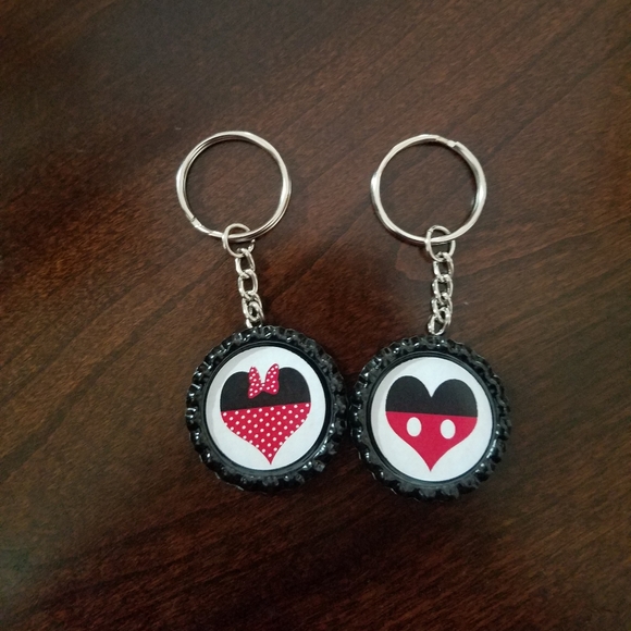 Handmade | Accessories | Minnie Mickey Mouse Bottle Cap Keychain | Poshmark